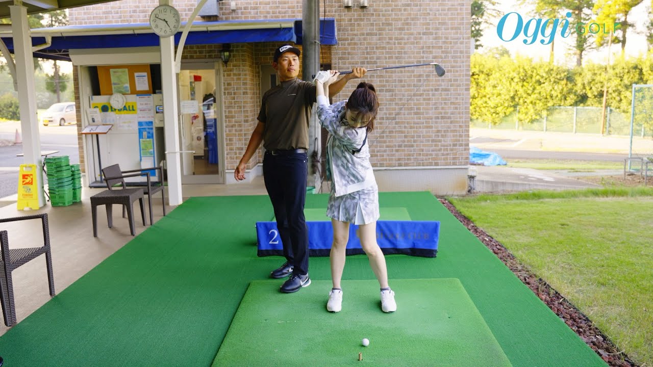 【Oggi GOLF】泉 里香×青木 翔 ゴルフレッスン｜Vol.5 スイングの基本 正しいクラブの動かし方 - MAGMOE