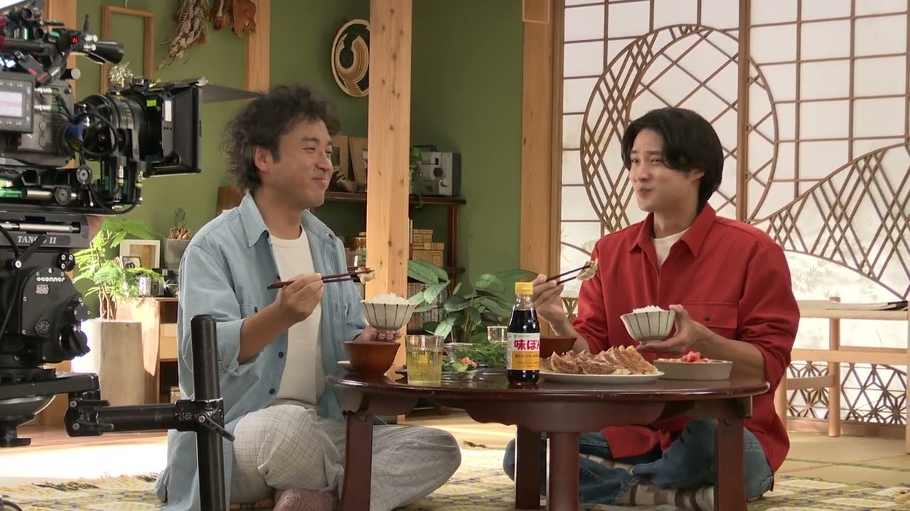 ムロツヨシ＆磯村勇斗 「味ぽん®」の新TVCM 3篇メイキング - MAGMOE