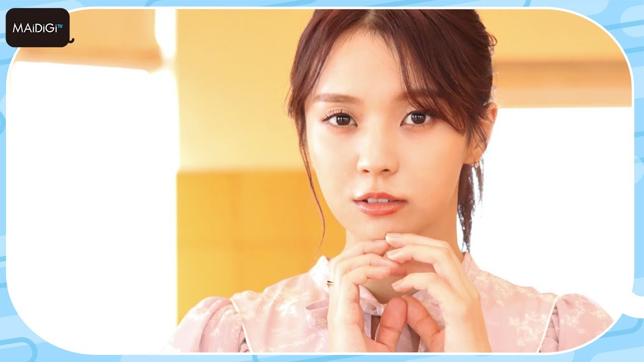 櫻坂46小林由依、見どころは「自然な笑顔」 セカンド写真集「意外性」をアピール - MAGMOE