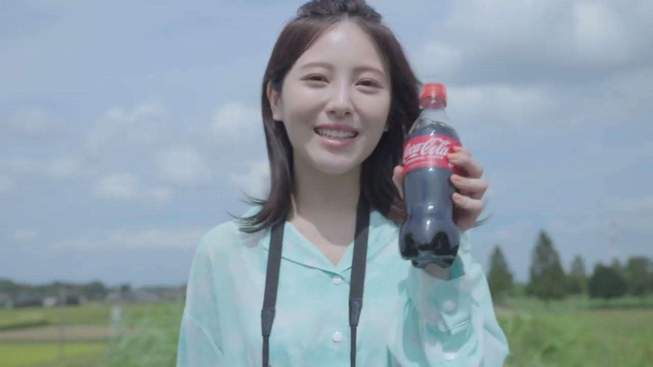 【チーム コカ･コーラ】浜辺美波 Bottle to Bottle「#001 埼玉県吉見町 Full ver.」篇 TEAM Coca-Cola - MAGMOE
