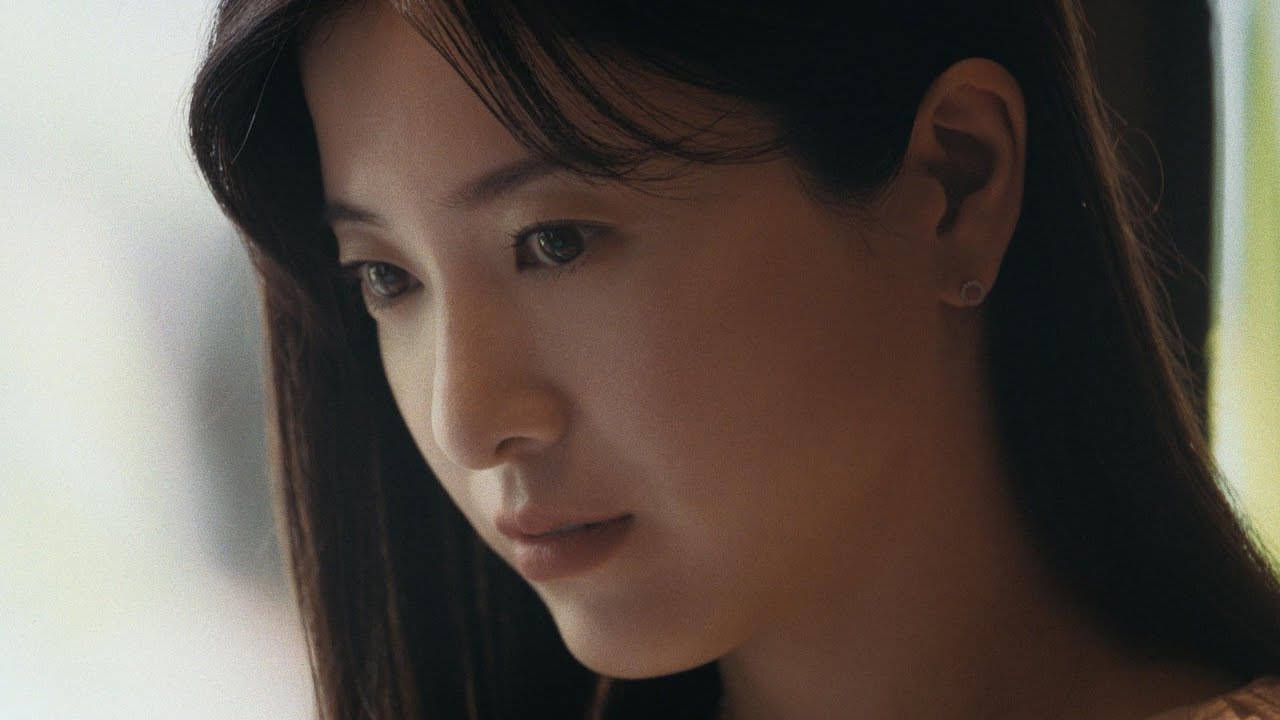 吉高由里子、表情だけの演技披露！鈴木京香＆東京03飯塚の熱演も注目 「Vポイント」CM第2弾 - MAGMOE