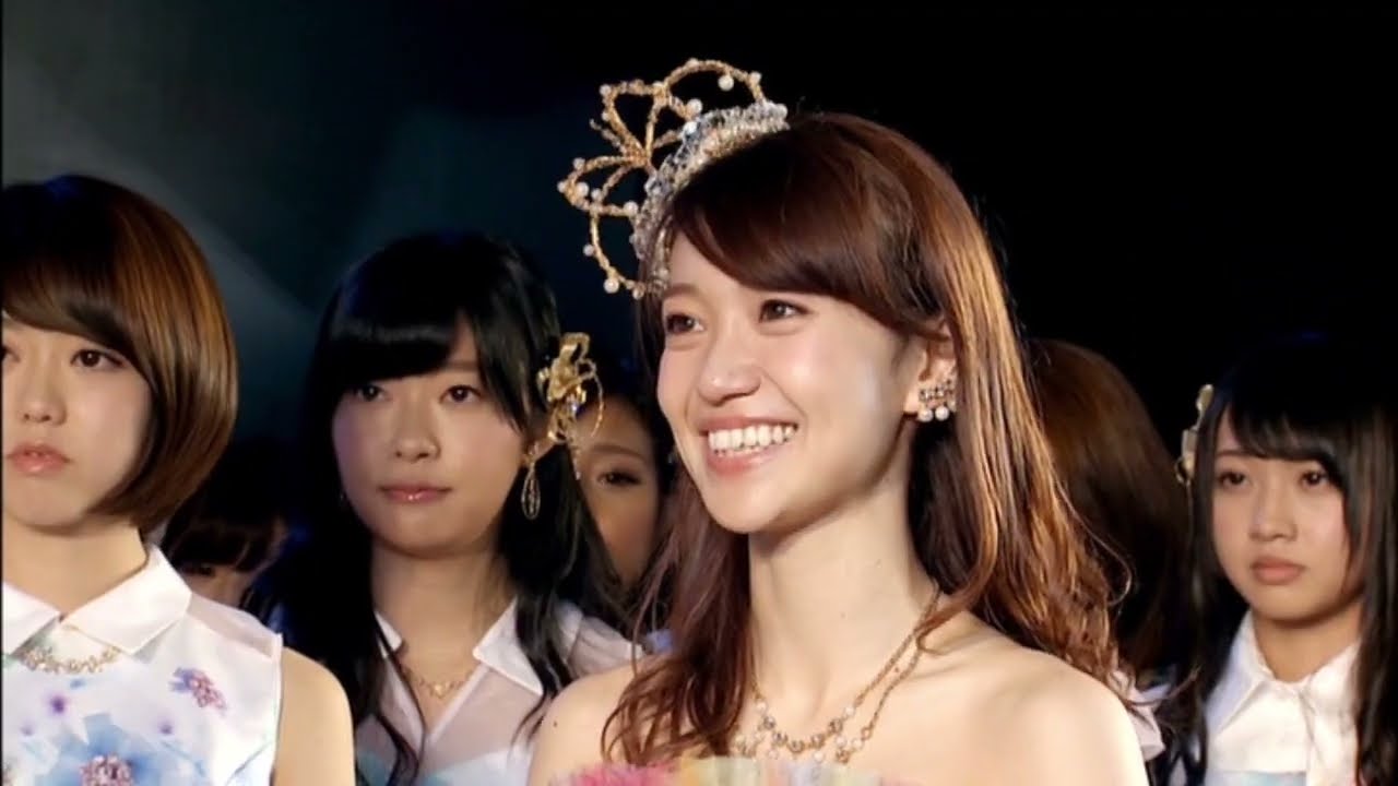AKB48 柏木由紀から大島優子へメッセージ 大島優子劇場卒業公演 #大島優子 #柏木由紀 #akb48 #3期生 - MAGMOE