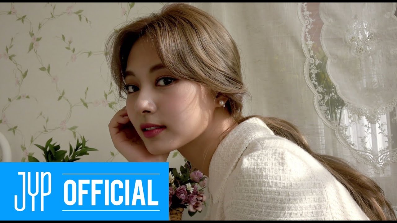 Yes, I am Tzuyu. Making Video - MAGMOE