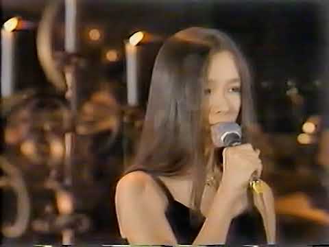 高樹澪 ダンスはうまく踊れない 1982年 - MAGMOE