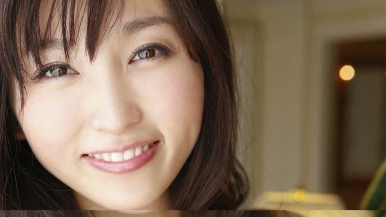 吉木りさ 可愛いグラビア3 - MAGMOE