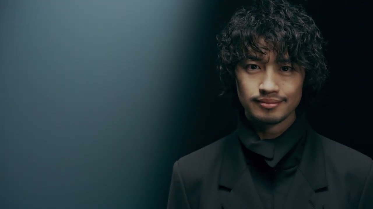 【MARUKO】斎藤工さんCM出演「スポットライト」篇30秒Ver. - MAGMOE