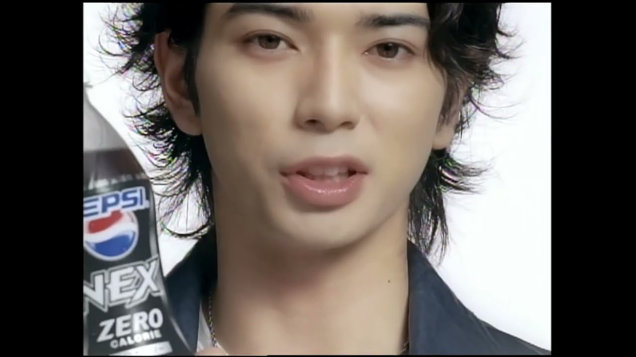 [CM]サントリーペプシPEPSI「NEX ZEROカロリー」岡田准一、松本潤、2008年砂糖は入ってないけど、人工甘味料はいっぱい入ってます - MAGMOE