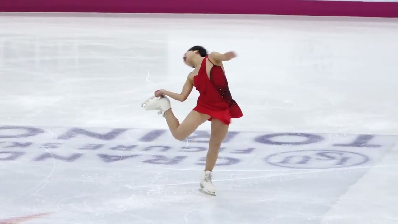 Kaori SAKAMOTO - FS - ISU GP Final 2022/23, Torino - MAGMOE