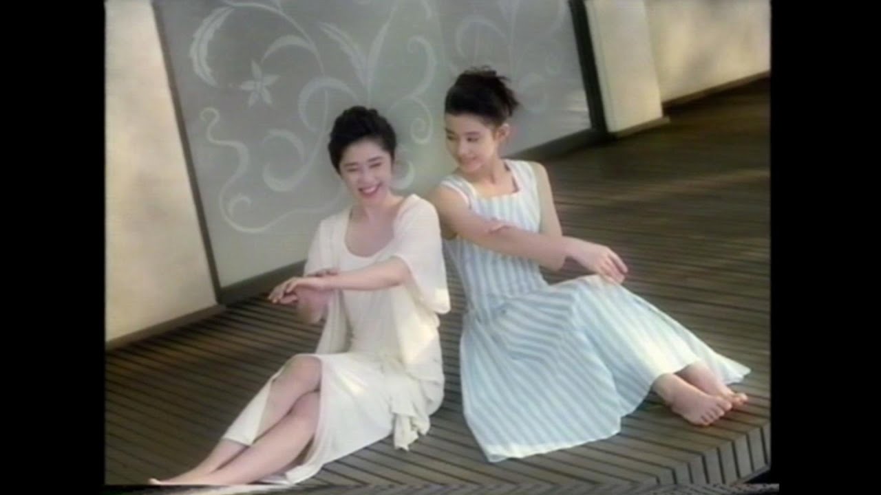 花王 ビオレ U ｢たっぷり泡立つ｣篇 - 石田ゆり子／田中好子 - MAGMOE