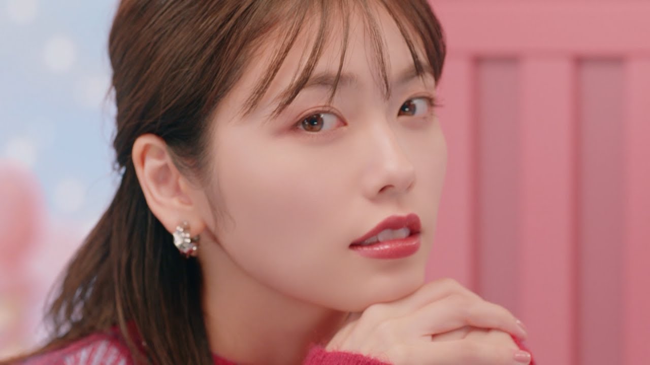 小芝風花 キャンメイク 「メリーゴーランド」篇 TVCM - MAGMOE