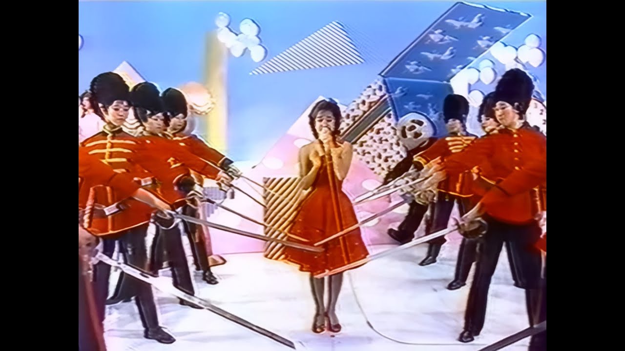 「HD」岡田有希子 Dreaming Girl ～恋はじめまして 1984年 - MAGMOE