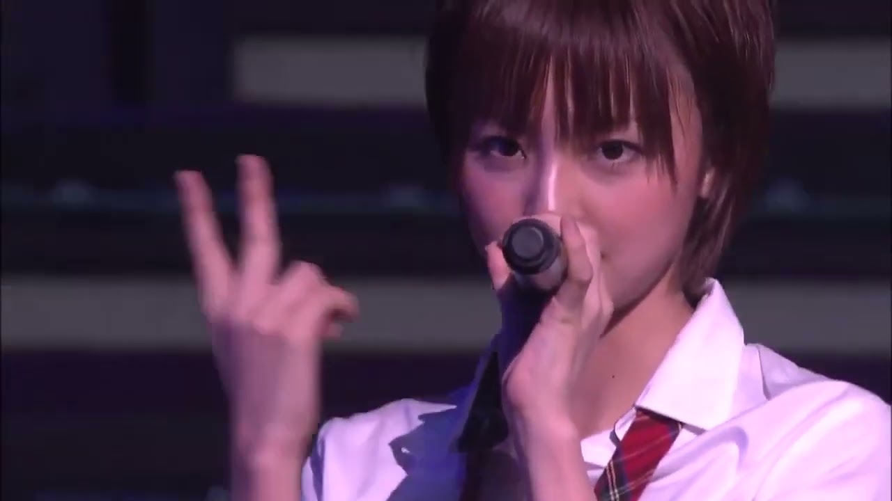 制服が邪魔をする / AKB48 2006.11.3 First Concert - MAGMOE