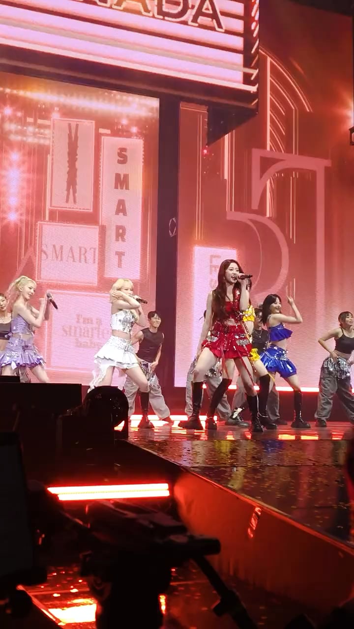 240512 LE SSERAFIM TikTok アップデート - スマート💚 @ FEARNADA - MAGMOE