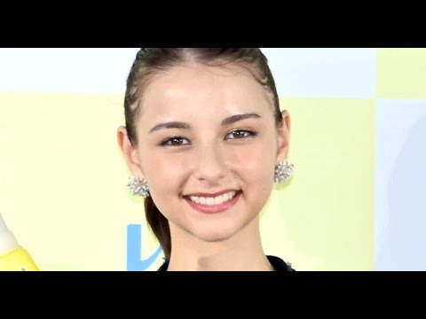 T2- 嵐莉菜、超ミニスカで太もも美脚“アイドル姿”のオフショットに反響「ツインテールも似合ってます!」 - MAGMOE