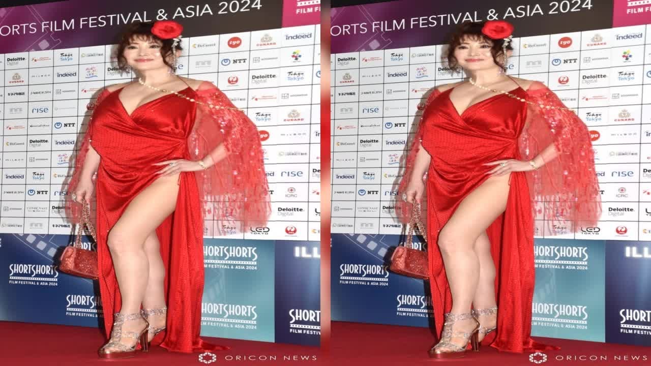 叶美香、大胆スリットから美脚がチラリ 「せっかくなので」とサービスでたくし上げるT2- 叶美香、大胆スリットから美脚がチラリ 「せっかくなので」とサービスでたくし上げる - MAGMOE