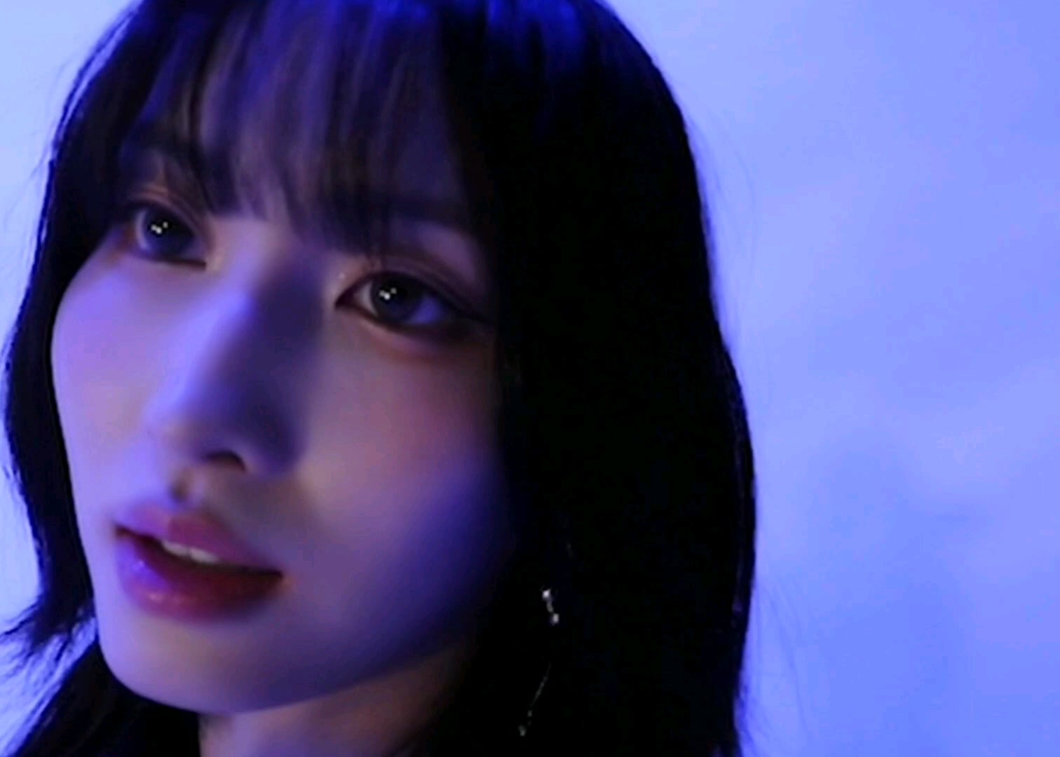 Beautiful Mermaid Momo 🧜‍♀️ - MAGMOE