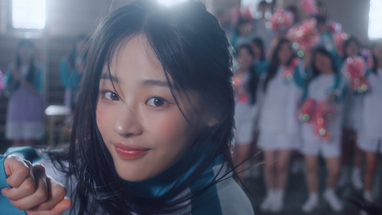 NewJeans、日本のCMでダンス初披露 「Bubble Gum」ダンスシーンも 花王「エッセンシャル」新TVCM - MAGMOE