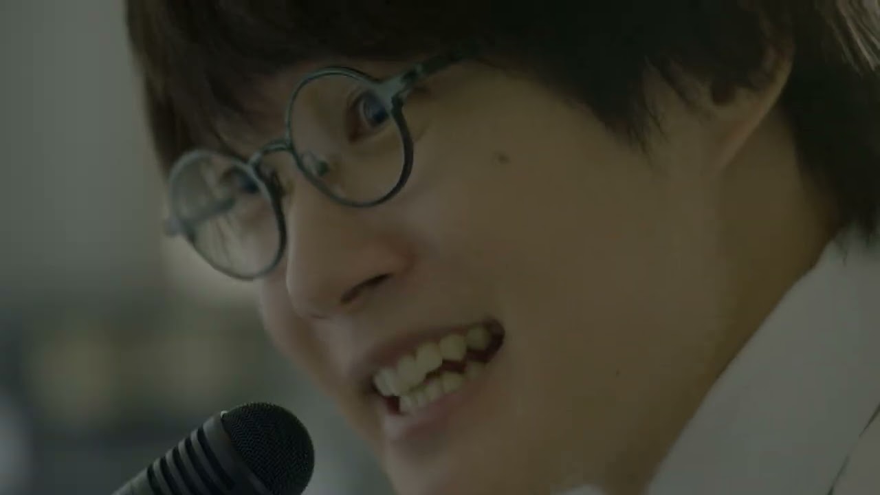 神木隆之介、中川大志、松本穂香出演／au“意識高すぎ！高杉くん”シリーズ新CM「放送室（第1弾）」 - MAGMOE