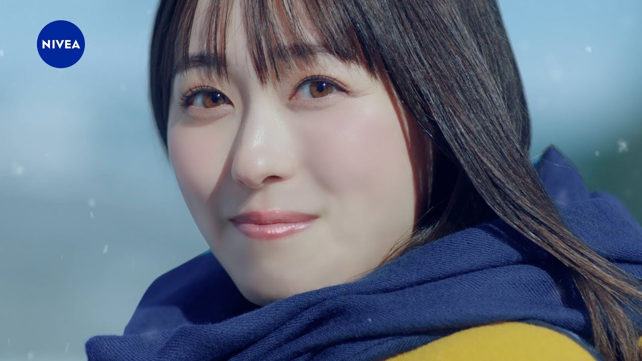 ニベア花王 ニベア ディープモイスチャーリップ 冬の駅篇 15秒CM 福原遥 - MAGMOE