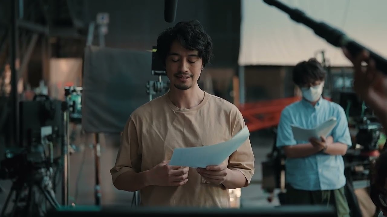 【インタビュー】斎藤工さん、池田エライザさん「一緒にSF作品を創りたい」新CM「自分を信じて、進む人へ。」公開にあたり - MAGMOE