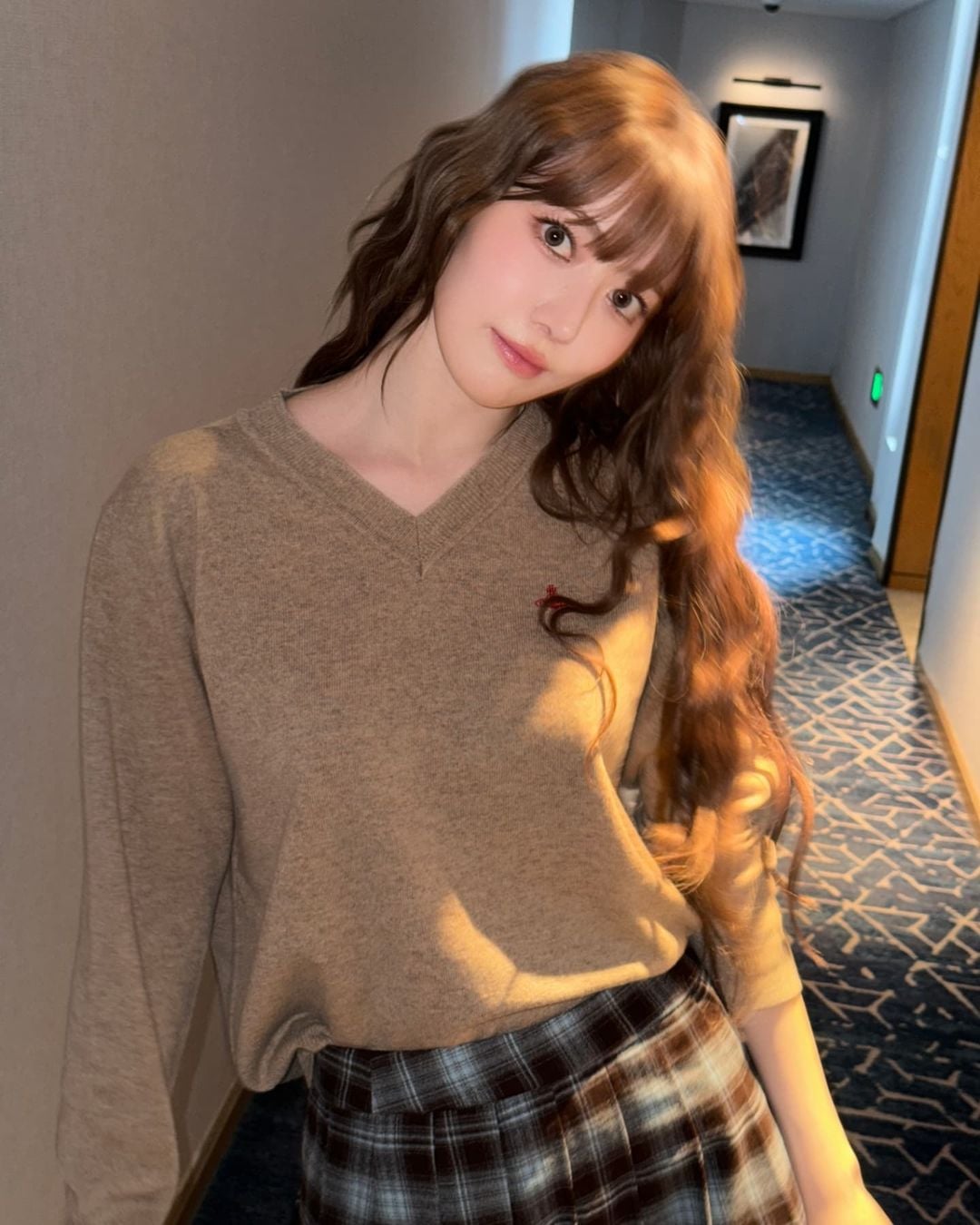 241031 宮脇咲良 Instagram 更新 - MAGMOE