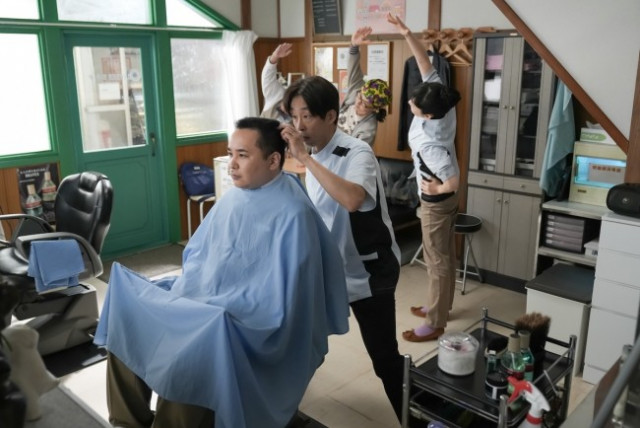 『おむすび』M-1グランプリ王者が回想シーンに登場 役柄に反響「角刈りキマってる」「西部警察かw」 - dメニューニュース - MAGMOE