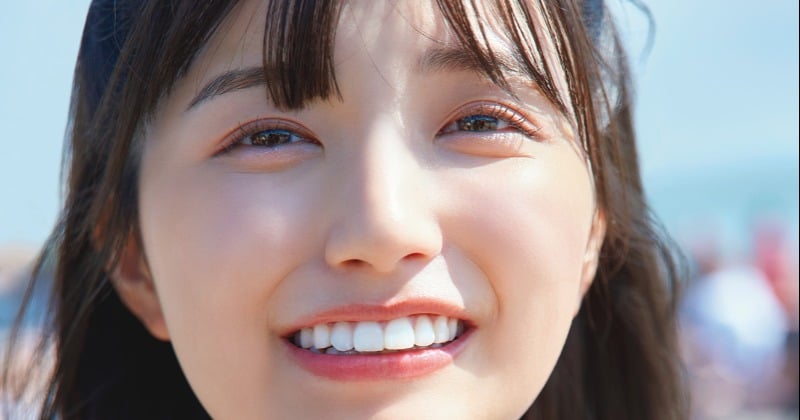 乃木坂46五百城茉央、抜群スタイル際立つ美脚ショット 1st写真集先行カット公開 - ORICON NEWS - MAGMOE