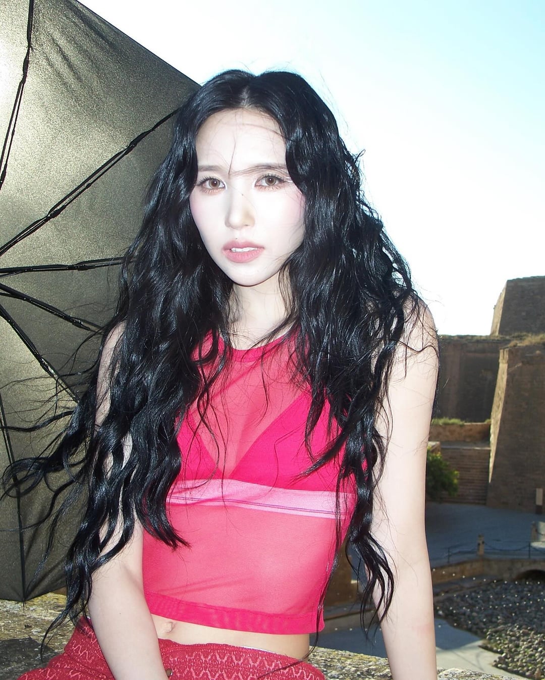 241110 Mina Instagram Update - MAGMOE