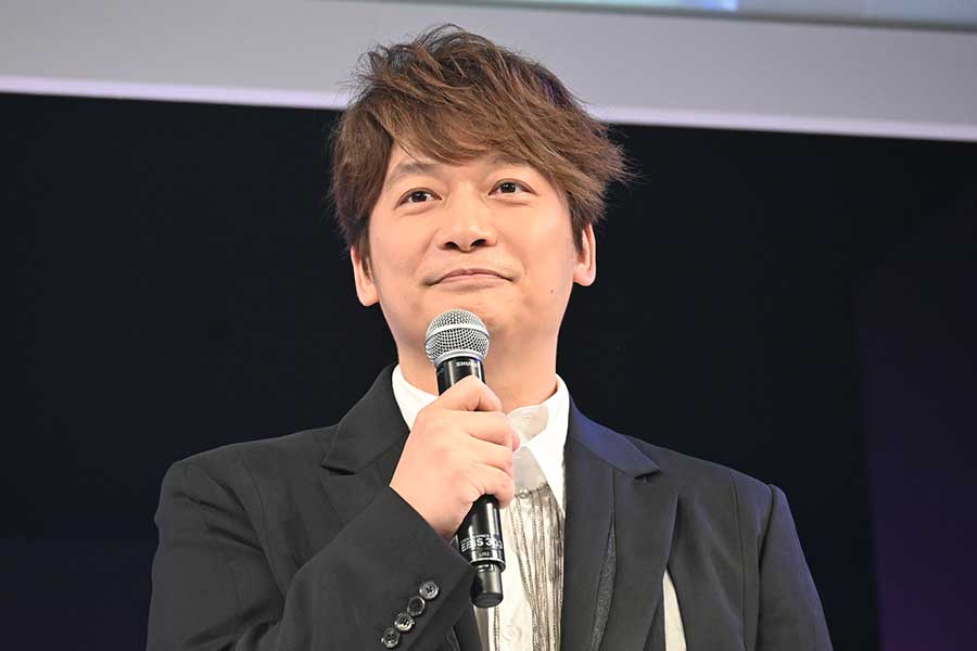 香取慎吾、9年ぶり『FNS歌謡祭』で瞬間最高視聴率を獲得 撮影現場に"番組"から差し入れ | ENCOUNT - MAGMOE