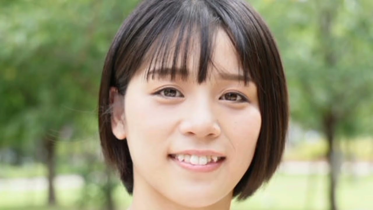 「奇跡のグラマラス」Iカップ山岡雅弥初写真集の「Tシャツめくり上げ」大胆ショット公開 - MAGMOE