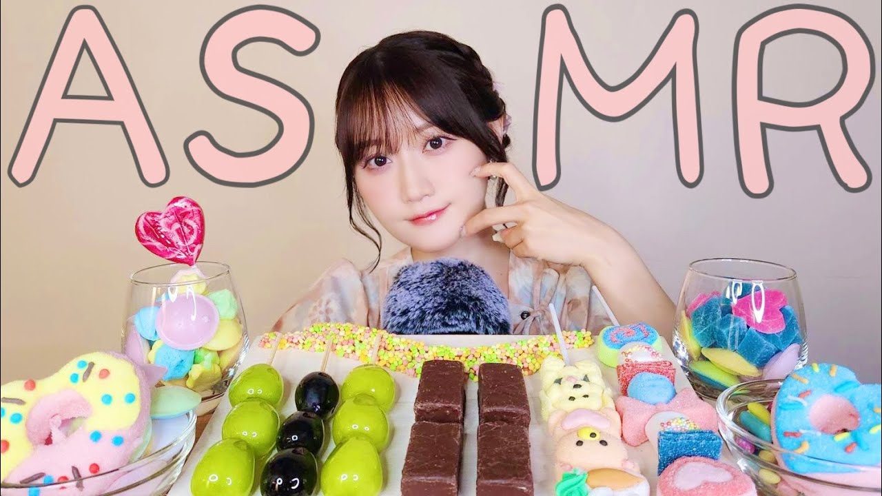 【ASMR】カラフルなお菓子を食べるよ♡ - MAGMOE