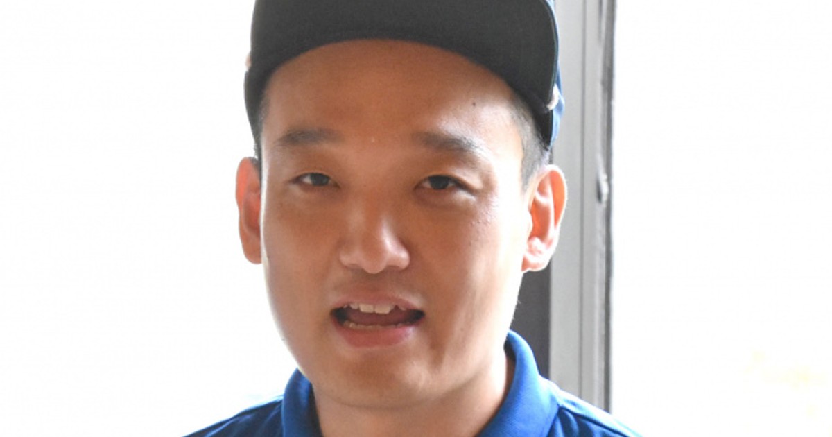 ORICON NEWS：みなみかわ、妻が長男＆次男との3ショット紹介 “家族旅行”の舞台裏明かす[『名探偵津田』ネタバレあり] | 毎日新聞 - MAGMOE