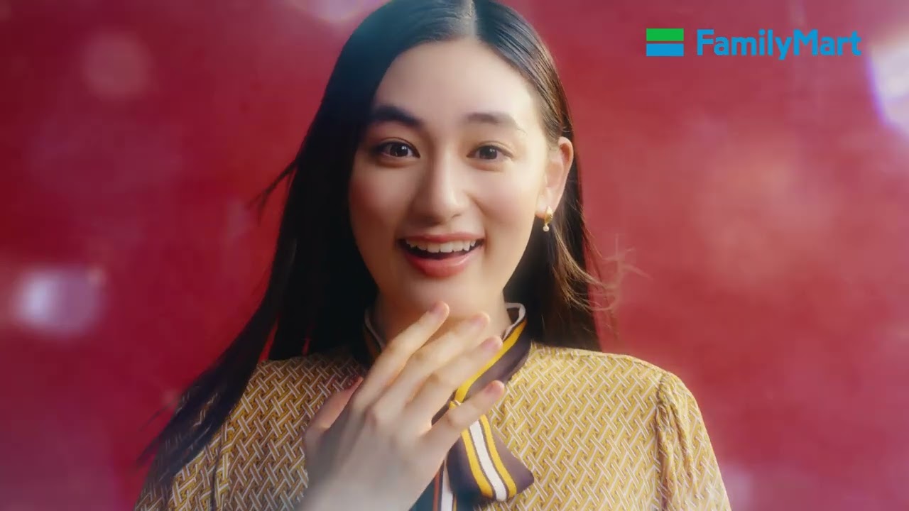 八木莉可子さん×安食雄二シェフ出演！ファミマ新CM『スイーツパン誕生』篇 - MAGMOE