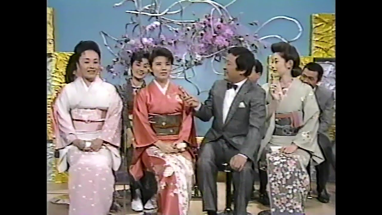 切り抜き美空ひばりさん その15 ～歌のワイド90分より～ - MAGMOE