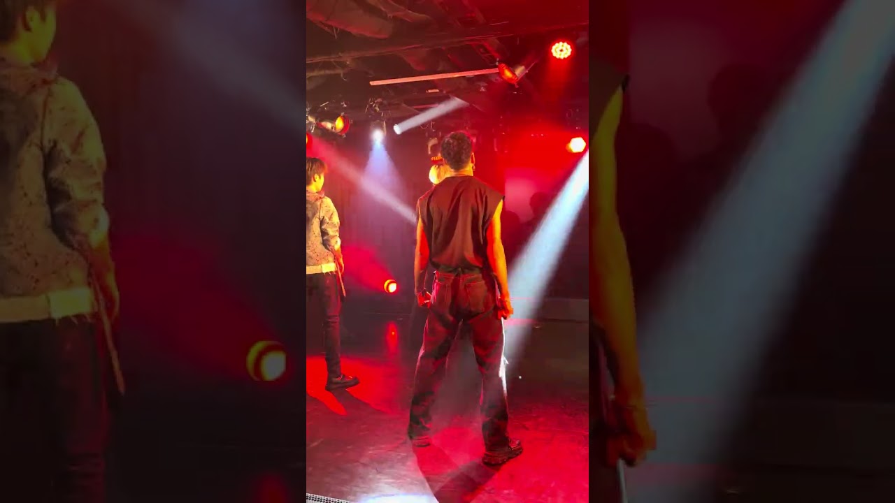 Boom Boom Boom / Maison B - MAGMOE