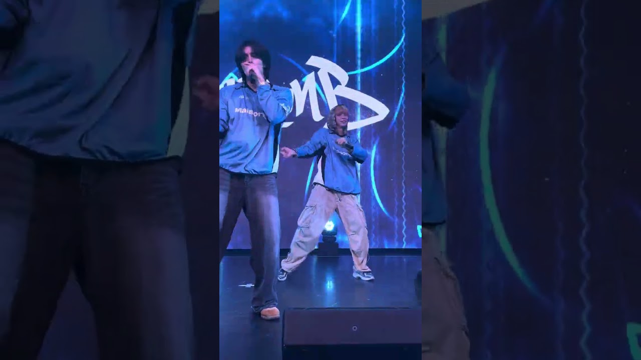 Paradise / Maison B - MAGMOE