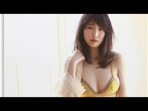 日比美思、1st写真集のORICON独占カットが到着 コインランドリーで切なげな表情 - MAGMOE