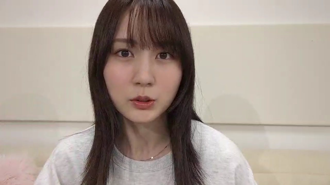【賀喜遥香】かっきーがこっち見てる【乃木坂46】 - MAGMOE