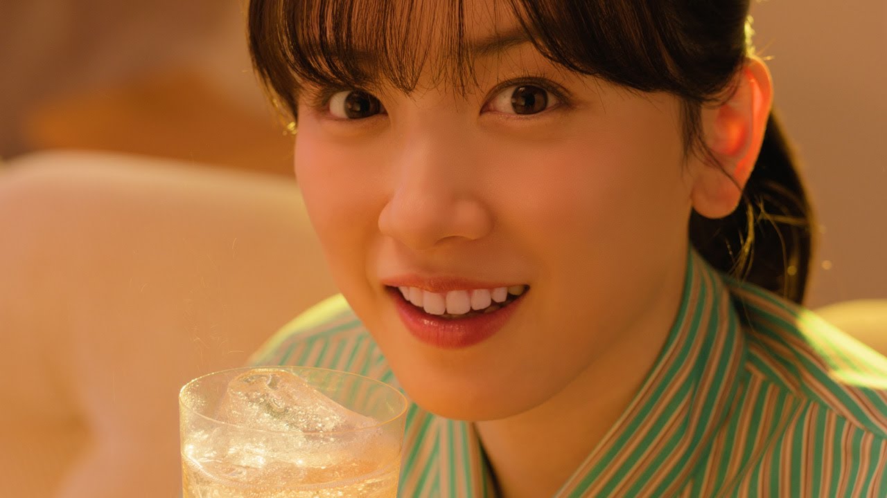 永野芽郁、「トリス」ブランド15年ぶり新ヒロインに 「トリスハイボール缶」新CMが公開 - MAGMOE