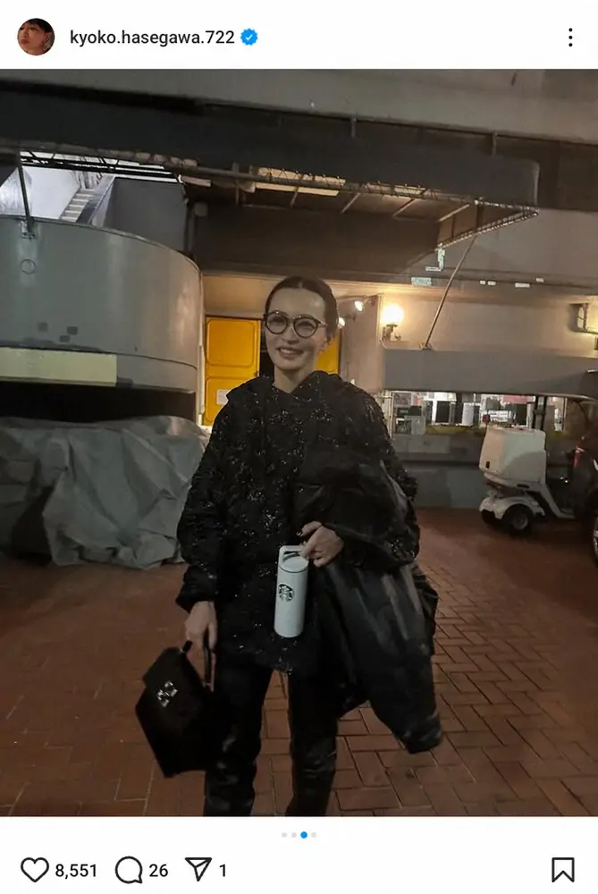 「今日も疲れがとれません」46歳人気女優のラフなオフショに「またまたオシャレ」「本当に可愛い」の声― スポニチ Sponichi Annex 芸能 - MAGMOE