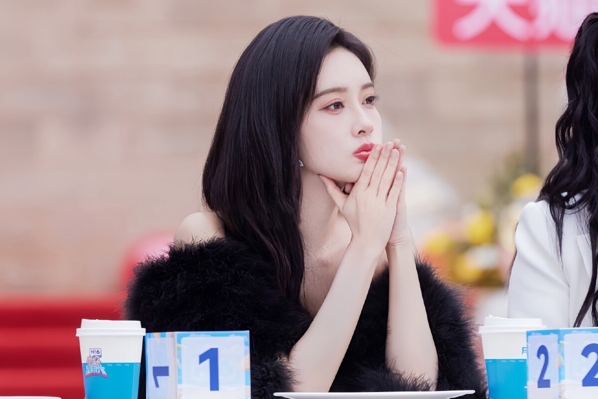 ブレーク女優モン・ズーイー、待機作品が続々配信か - MAGMOE