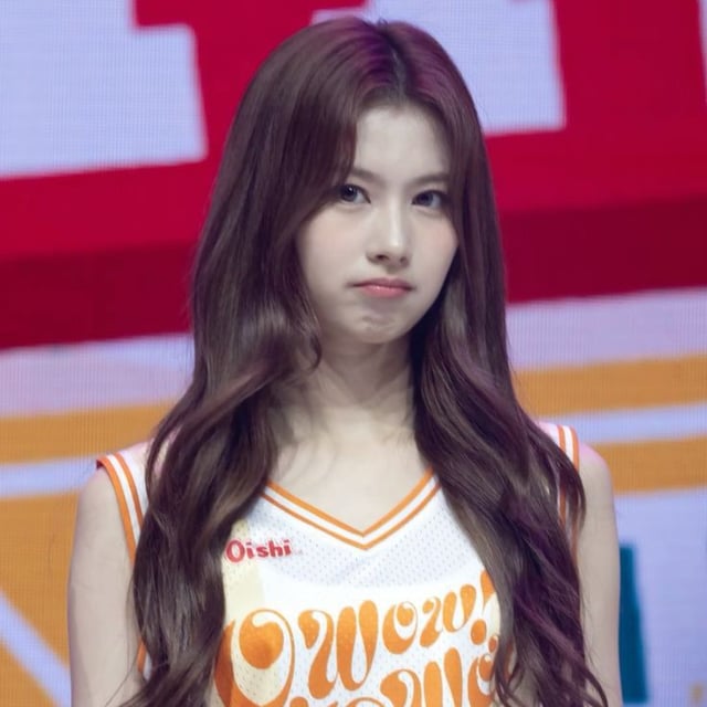 Sana Twice x Oishi Fan Meet (SM Moa Arena) - MAGMOE