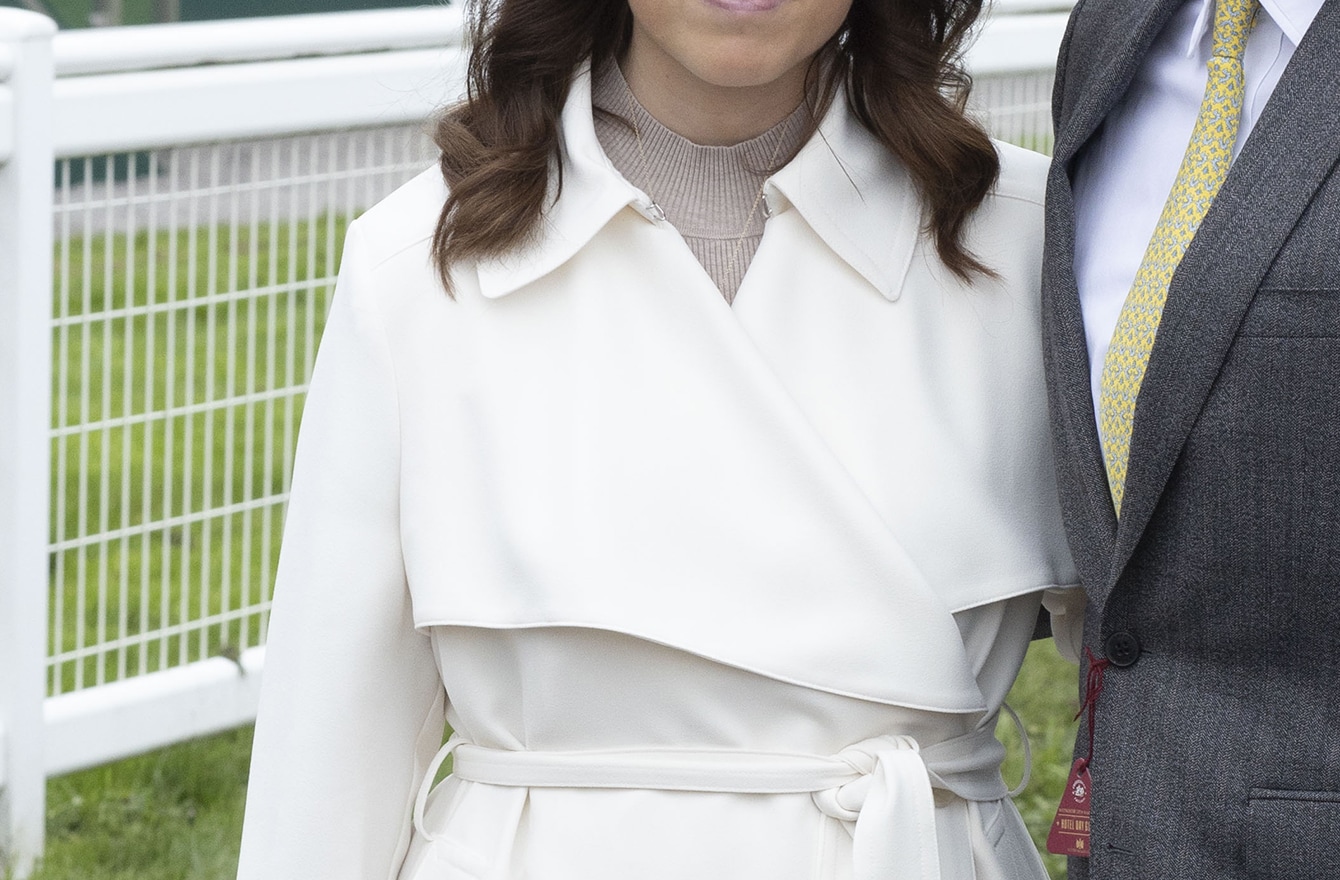 今年の「春アウター」はトレンチコート、ツイードジャケット、それとも？おすすめを紹介【30代・40代・50代ファッション】 | mi-mollet NEWS FLASHFashion | mi ...