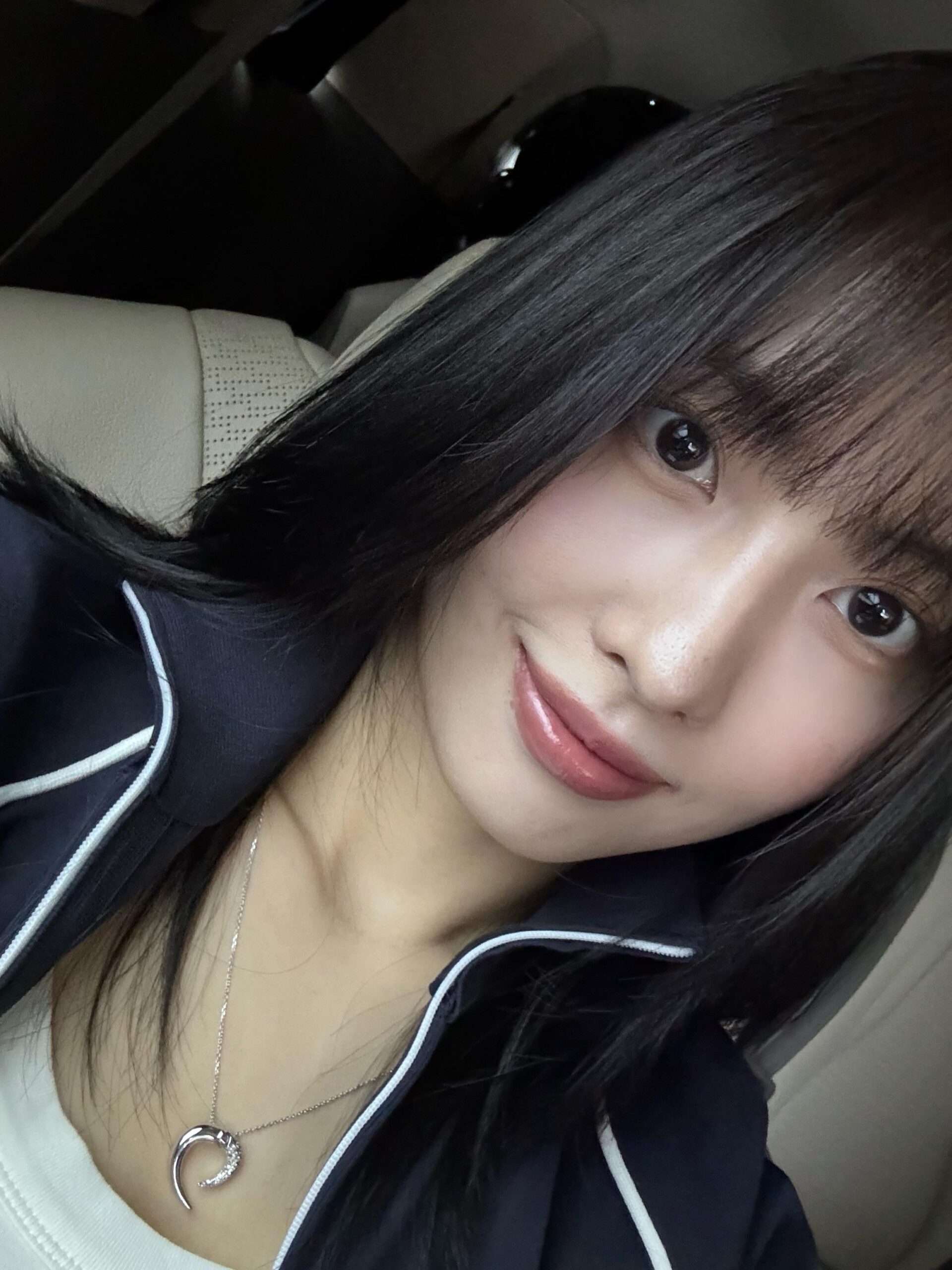 230711 Momo - MAGMOE