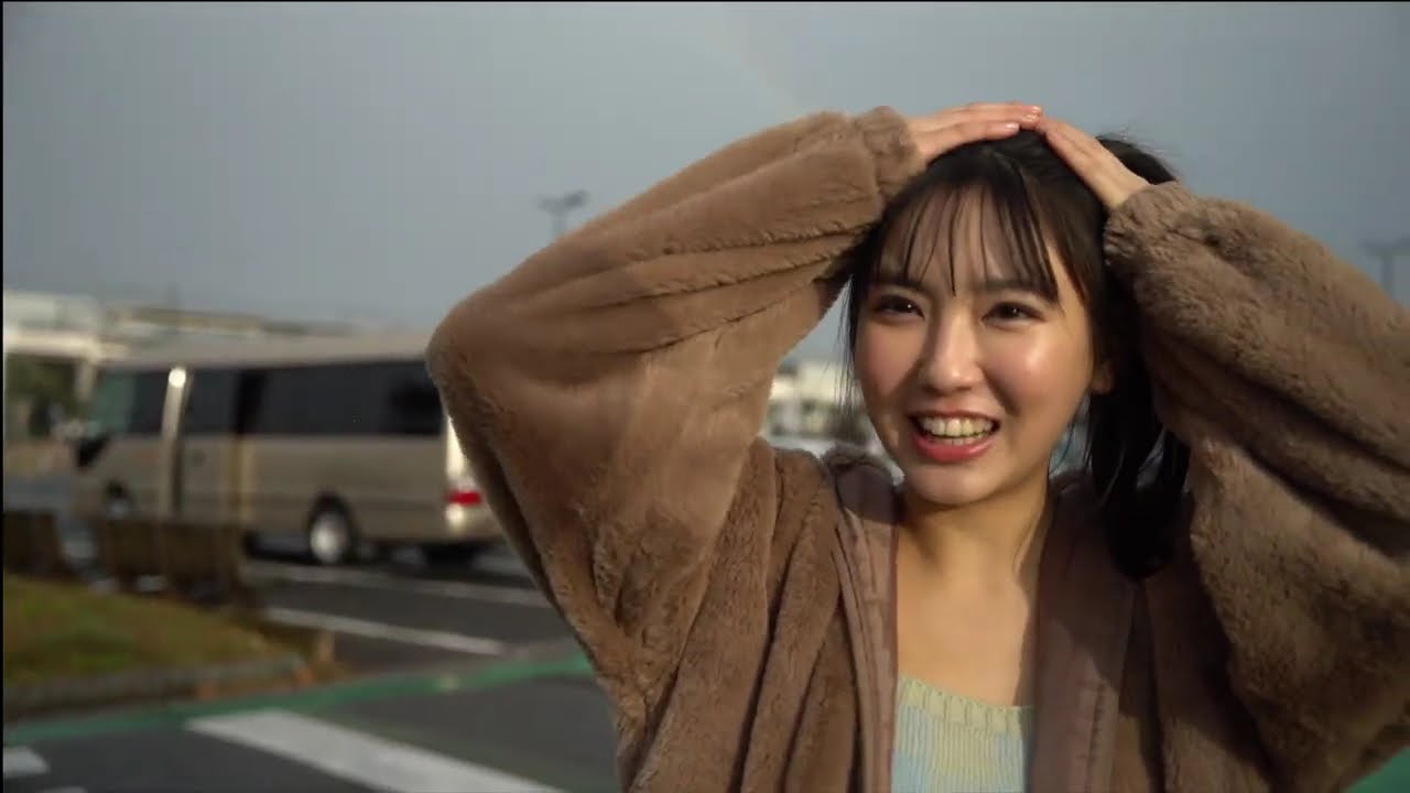 沢口愛華 グラビア No.37 - MAGMOE