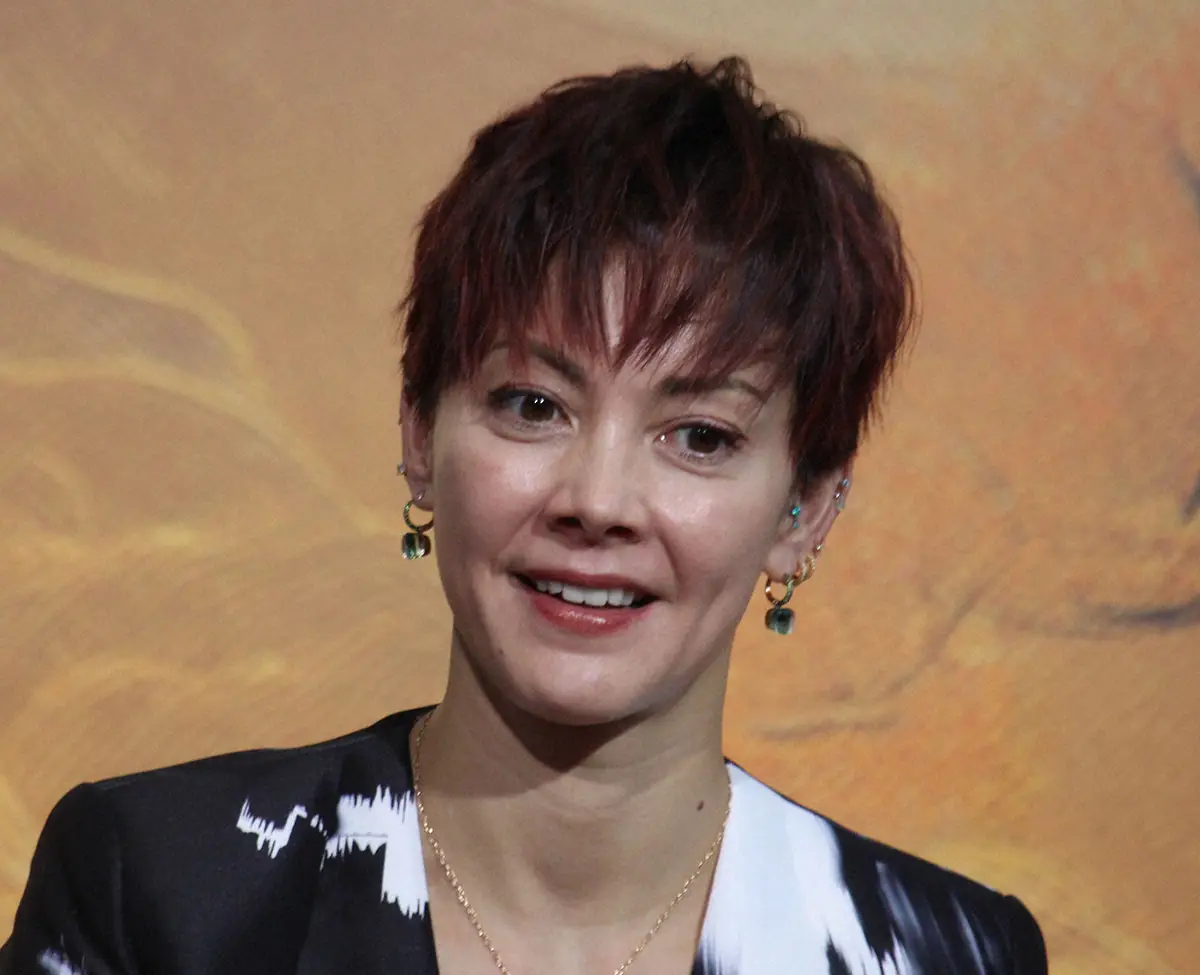 土屋アンナ 極寒の流氷ダイビングロケも「雪降ってる中で体感温度-10°C」「でも良かったです」― スポニチ Sponichi Annex 芸能 - MAGMOE