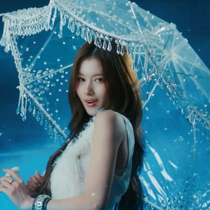 Twice Sana Strategy MV pfp - MAGMOE