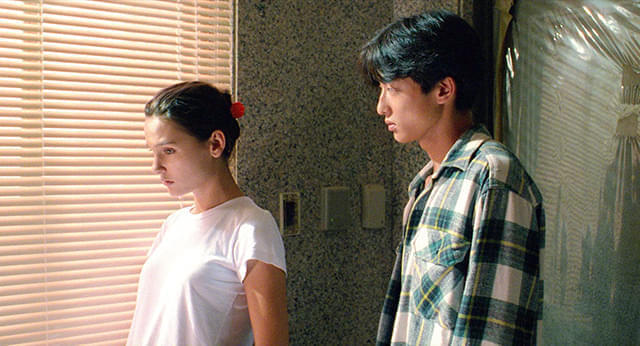 カップルズ」評論】喜劇と悲劇が表裏一体の欲望を追い求める現代社会に“愛は存在できるのか” - 映画.com - MAGMOE