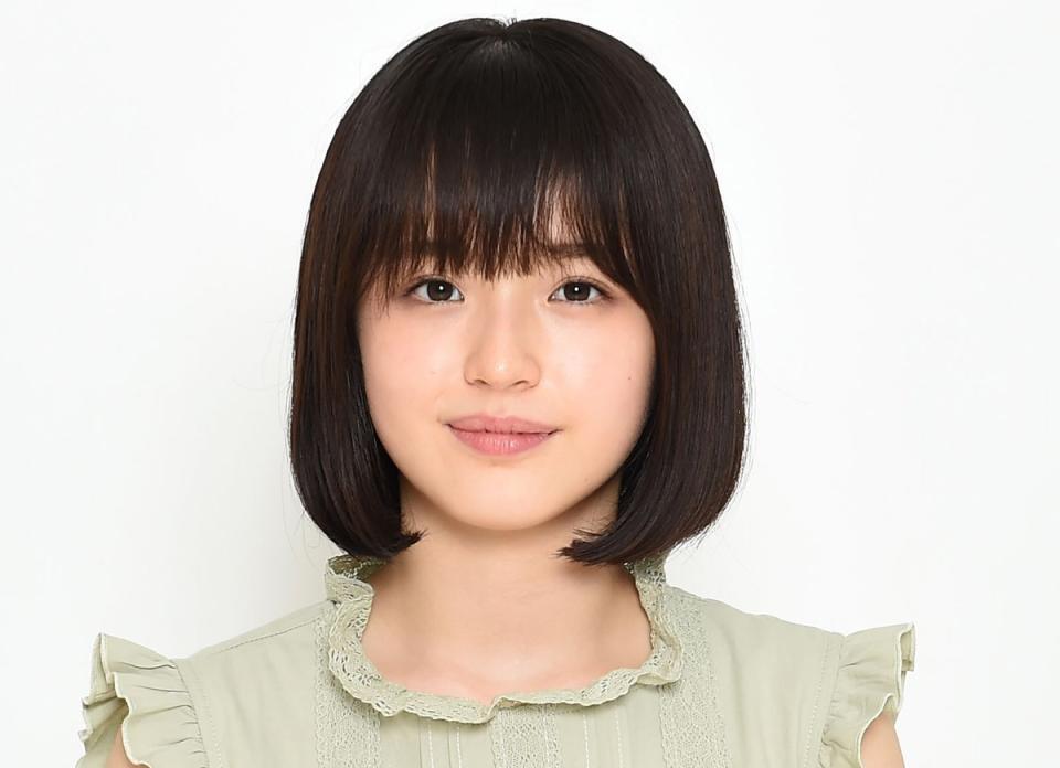 18歳豊嶋花「可愛さの破壊力ありすぎ」→最新制服ショットにファンもん絶「絶対に惚れる」 - デイリースポーツ - MAGMOE