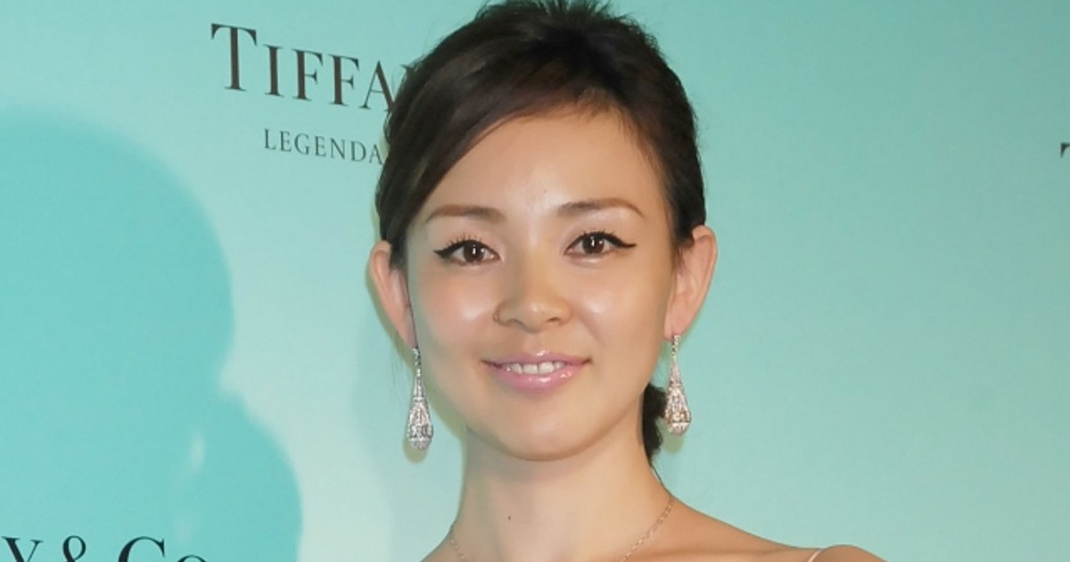 ORICON NEWS：SHIHO、20年前のCM動画に反響「今も昔も美しい」「サランちゃんにそっくり〜」 | 毎日新聞 - MAGMOE